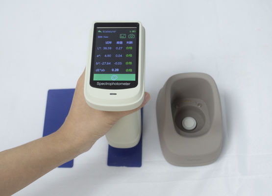CS-520 Portable Spectrophotometer 20 Color Indexes 26 Illuminants